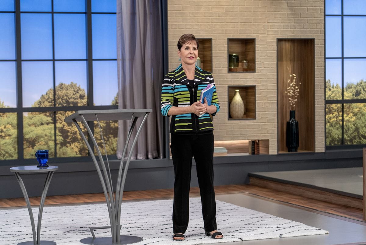 joyce meyer still preaching